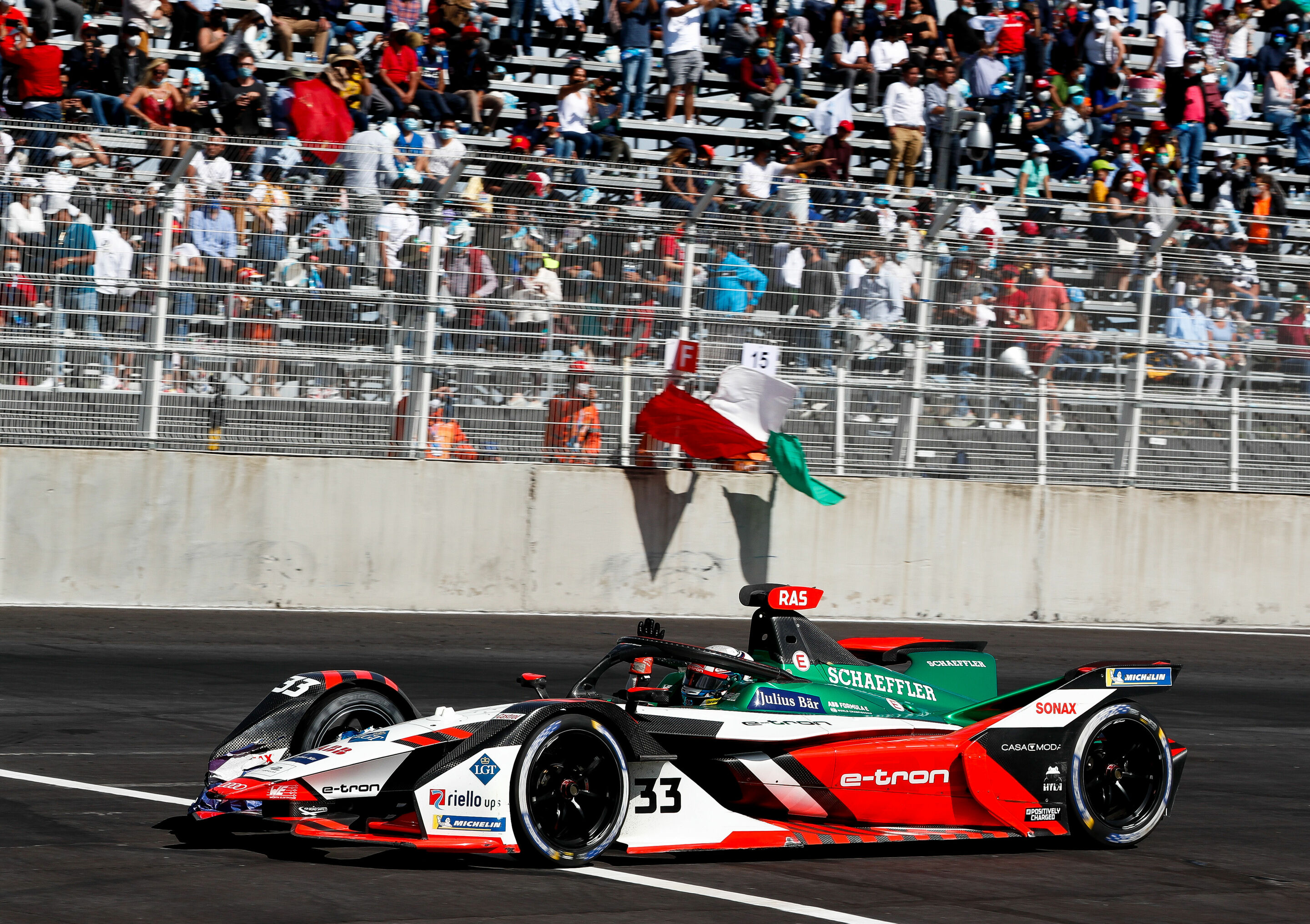 Audi is back in the Formula E title fight | Audi MediaCenter