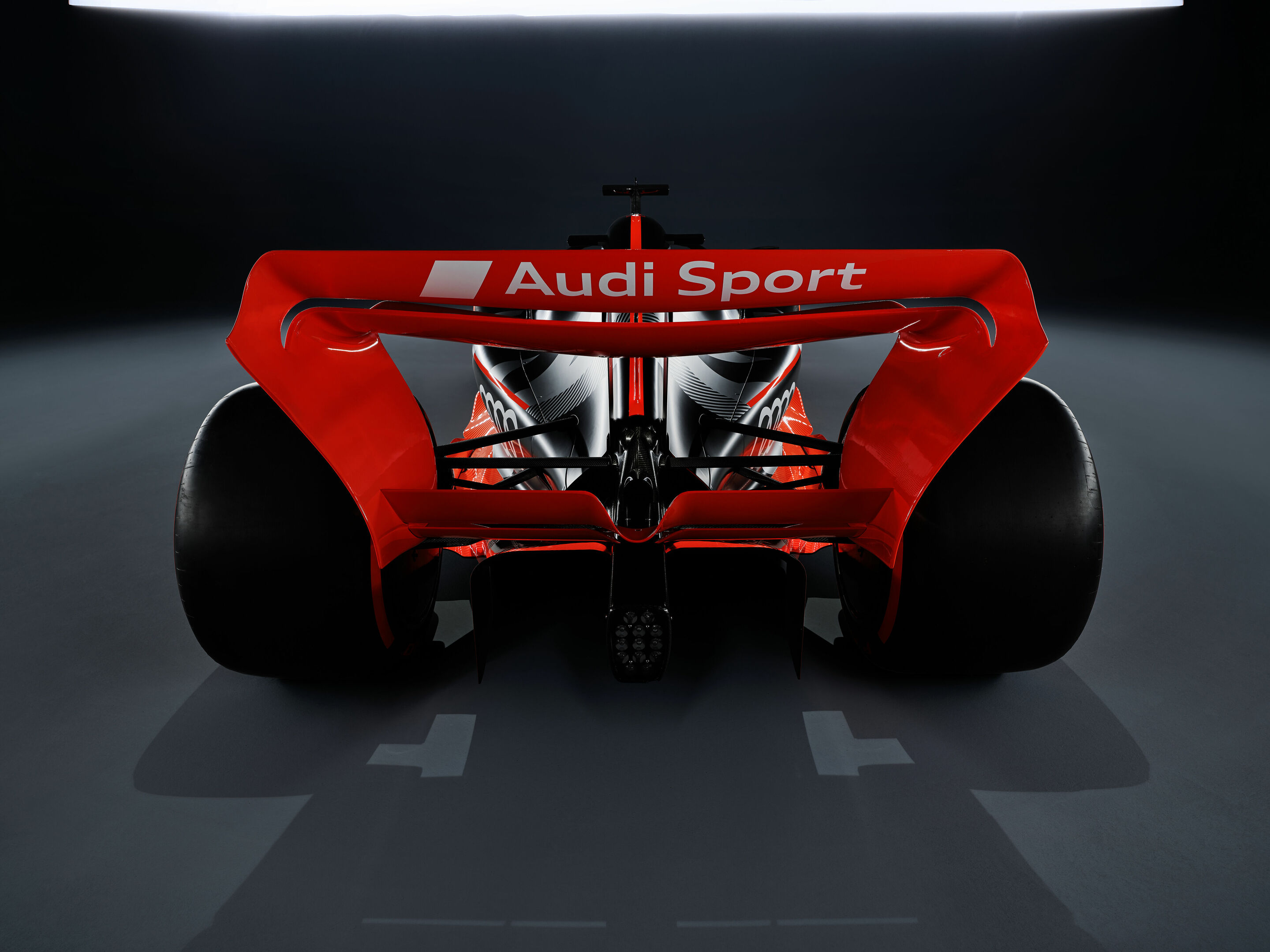 Showcar with Audi F1 launch livery | Audi MediaCenter