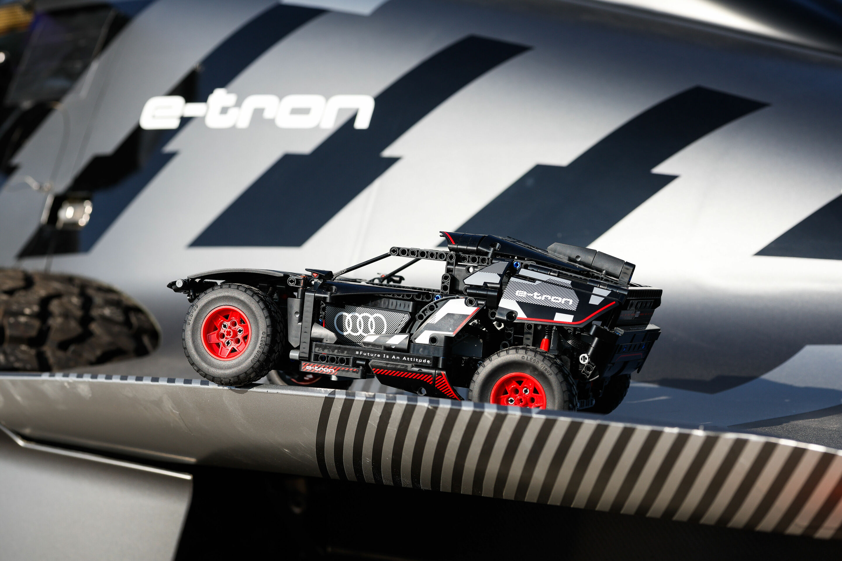 Audi RS Q e-tron from LEGO Technic™ | Audi MediaCenter