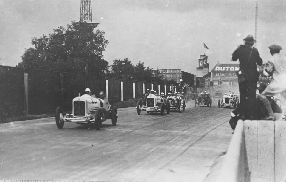 Quadruple victory for NSU Type 6/60 PS racing car at the German Grand Prix on the AVUS circuit ...